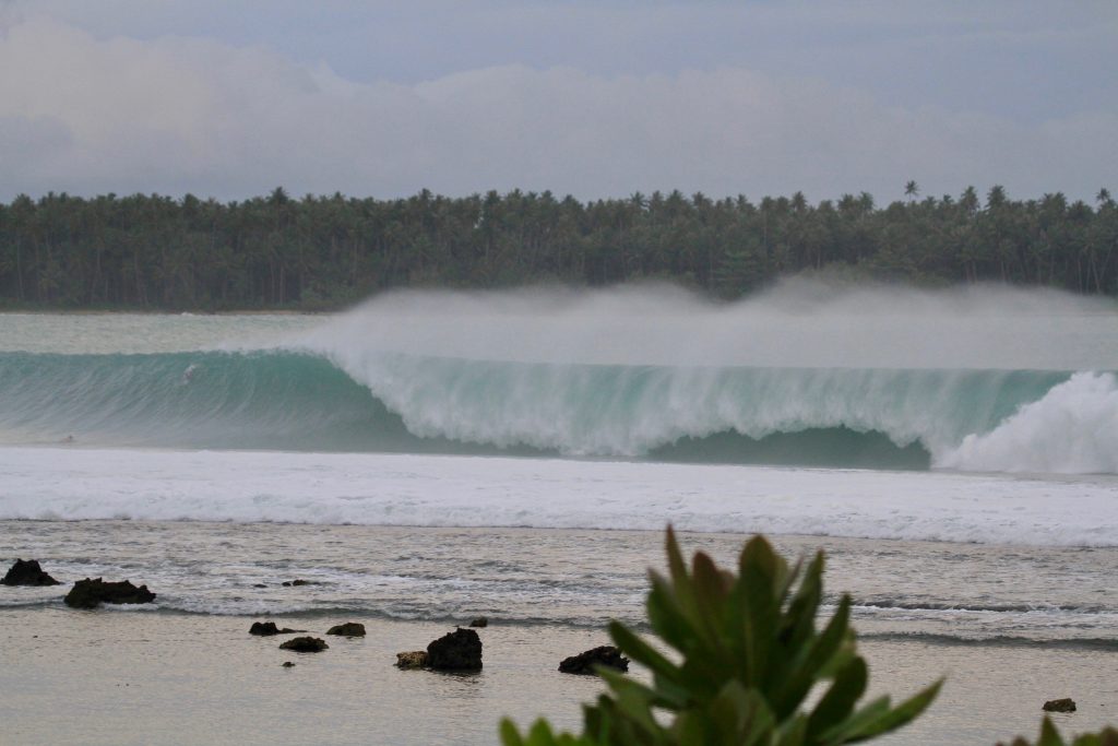 Great Pics from Nias Island